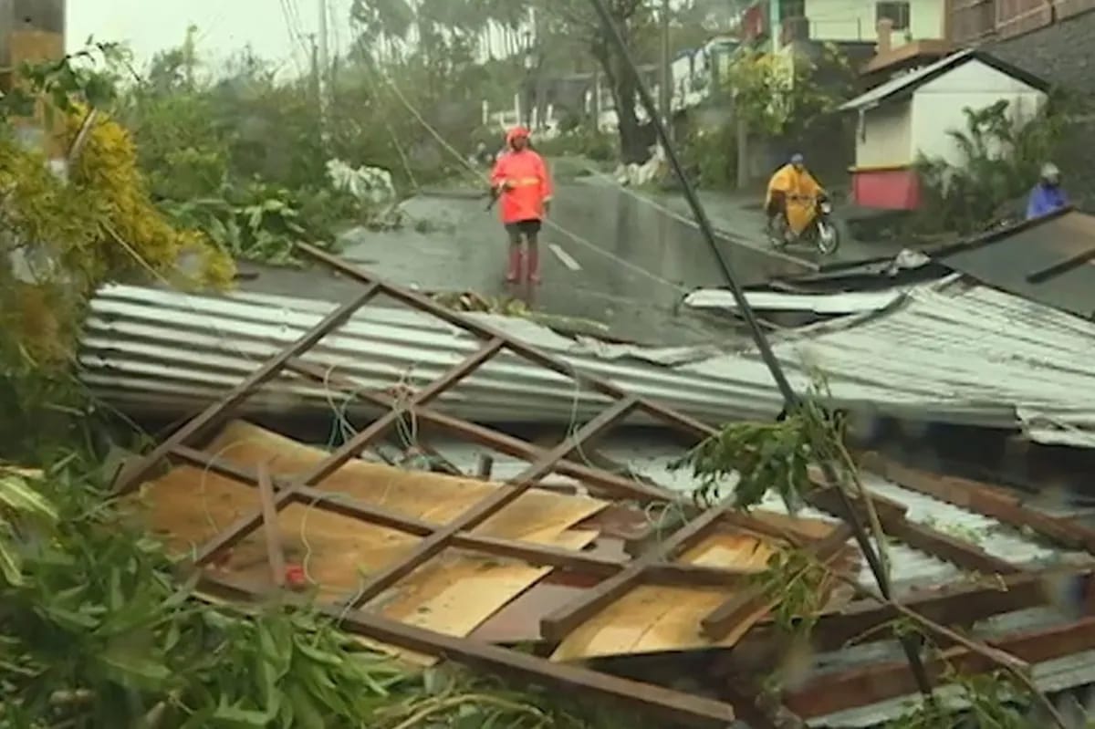 Bagyong Tisoy nagdulot ng sari-saring pinsala sa ilang lalawigan | ABS ... Bagyong Tisoy nagdulot ng sari-saring pinsala sa ilang lalawigan | ABS ...