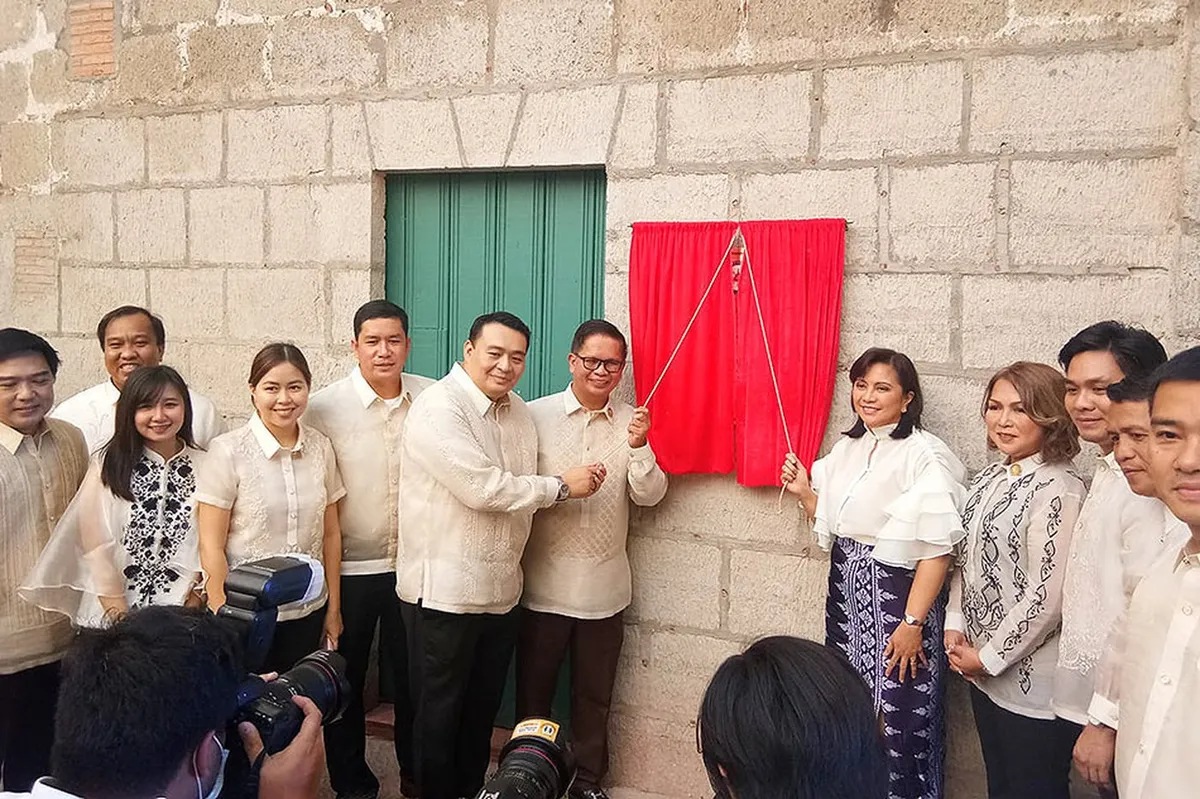 Bahay ng ina ni Jose Rizal sa Laguna, pinasinayaan ni Robredo | ABS-CBN ...