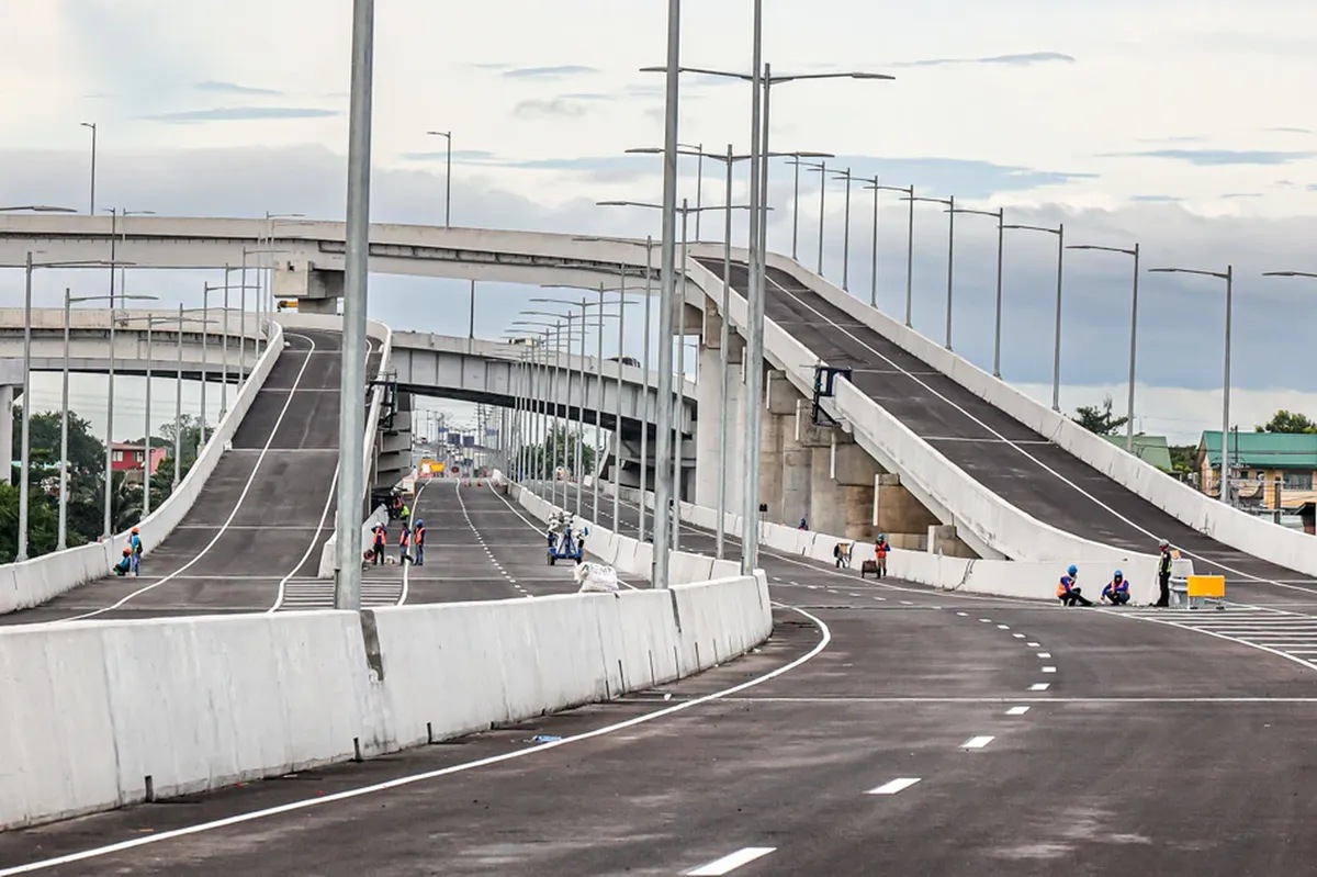 'Infrastructure to move people, not cars, will solve traffic congestion ...