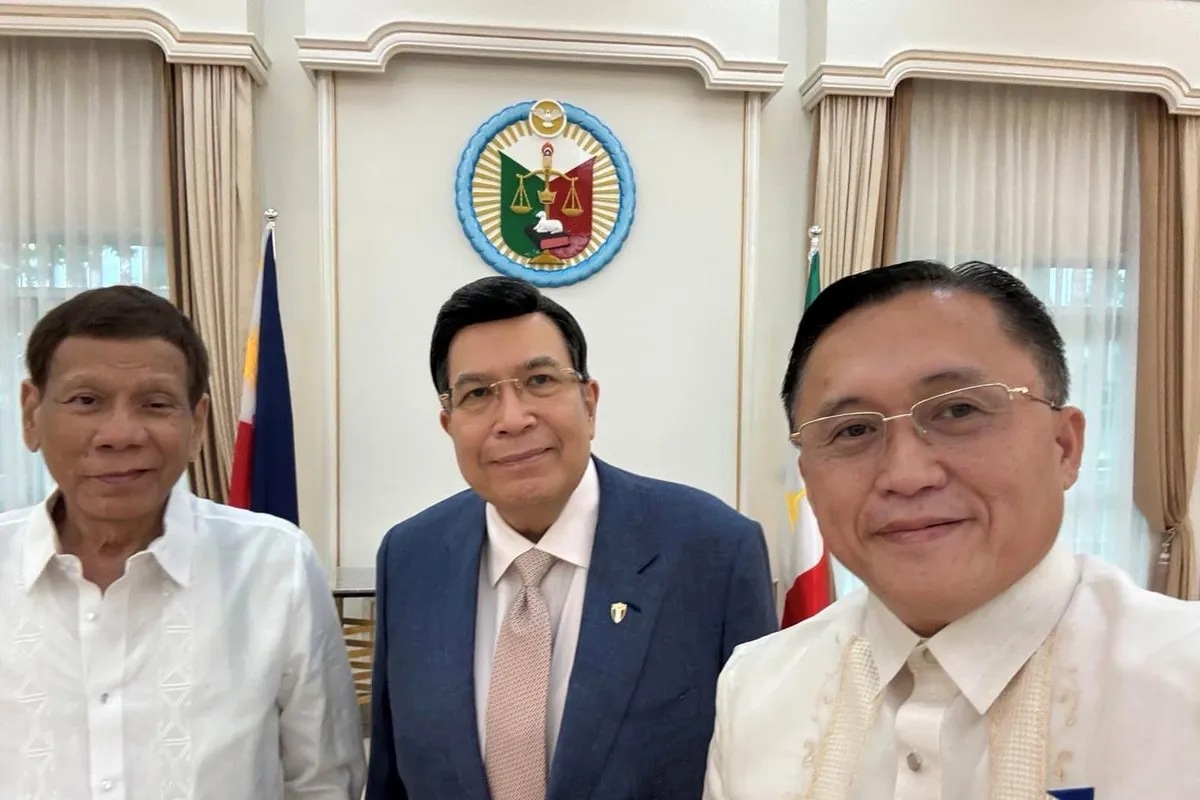Ex-president Duterte, Bong Go meet with INC leader Eduardo Manalo | ABS ...