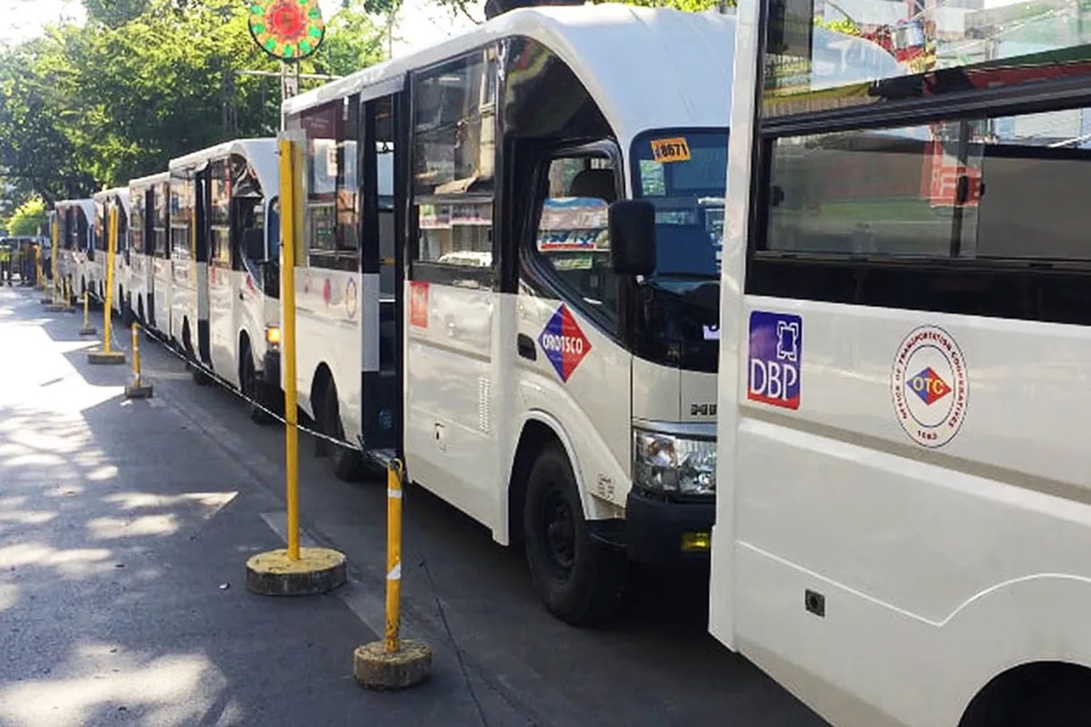 Mga modernong PUV, inilunsad sa Cagayan de Oro | ABS-CBN News