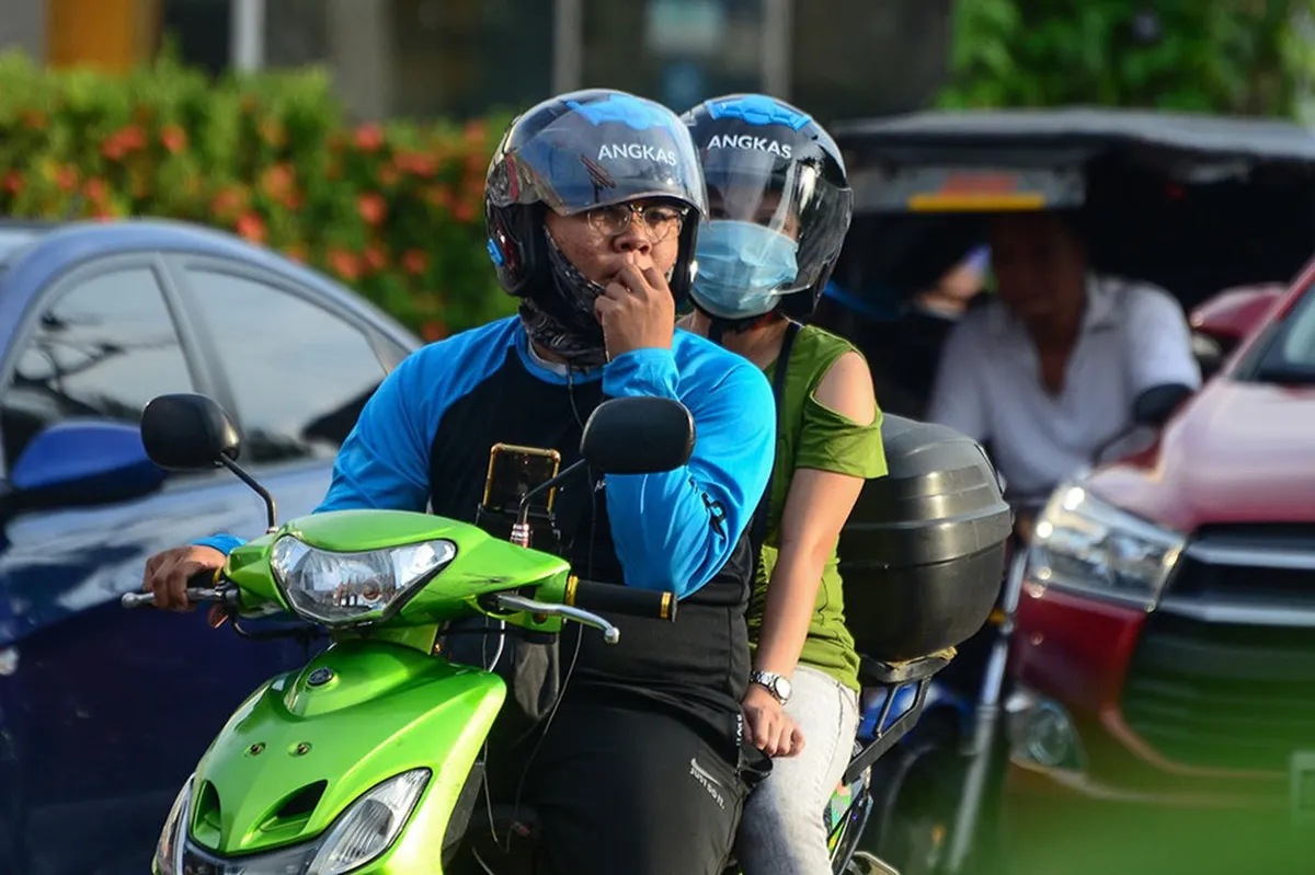 DOTr bans motorcycle backride in coronavirus fight | ABS-CBN News