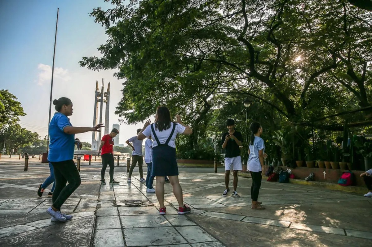 'Win-win' solution sought on MRT-7 QC Circle row: transport dept | ABS ...