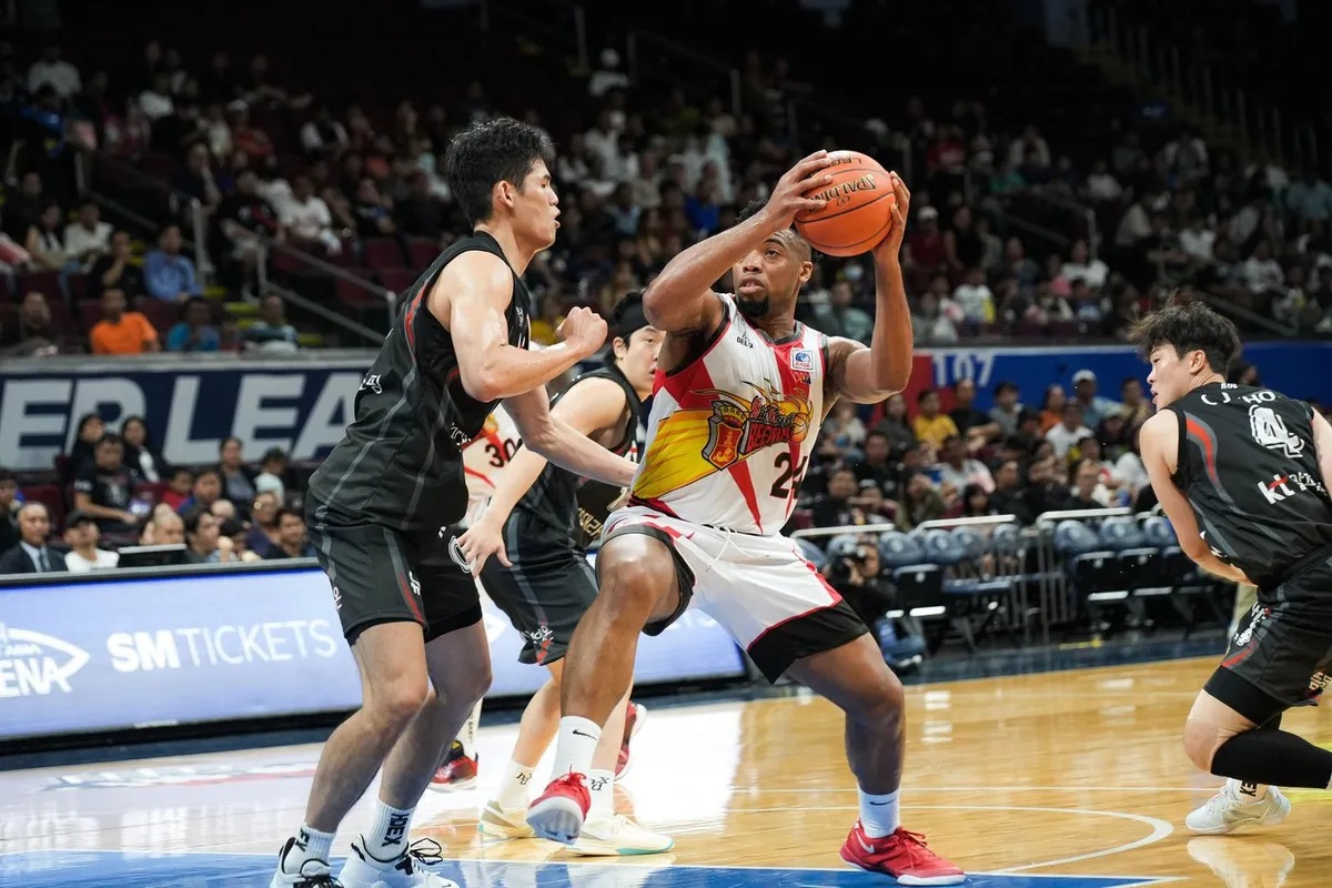 San Miguel turned back by Suwon KT in EASL opening | ABS-CBN Sports