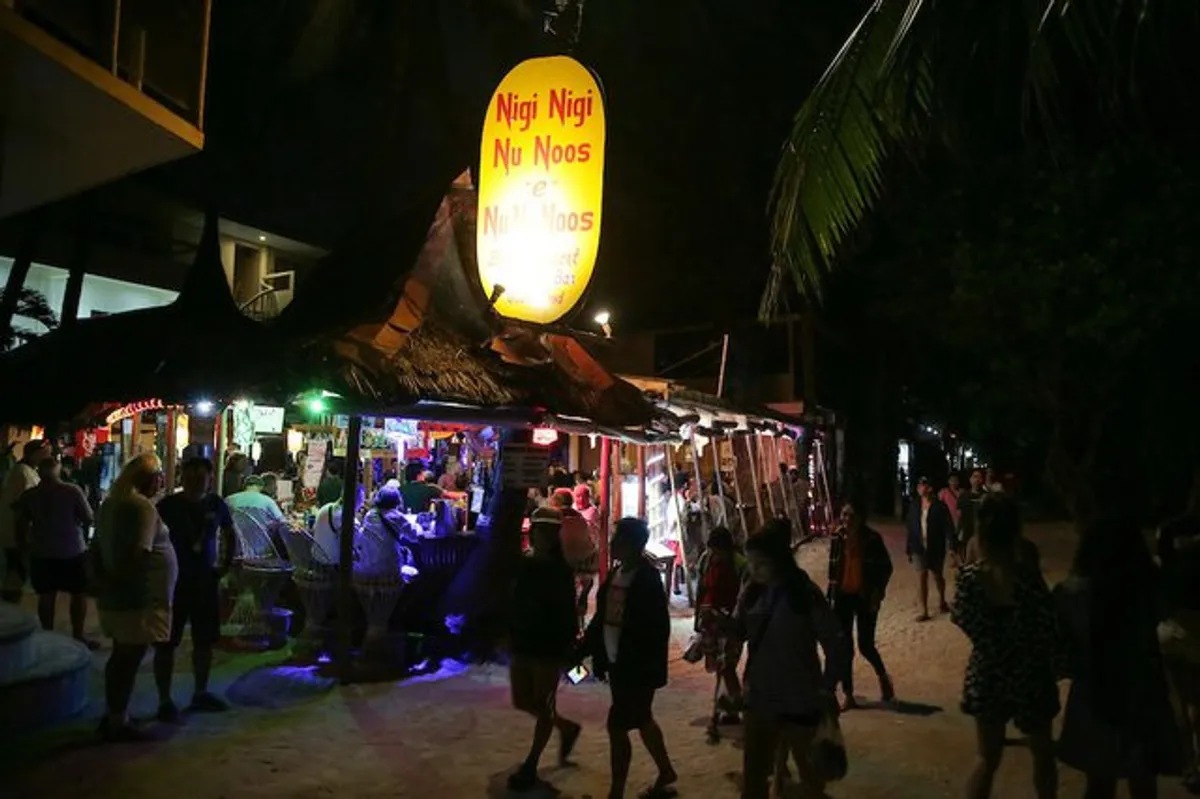 Aklan town monitoring Chinese tourist arrivals in Boracay | ABS-CBN News