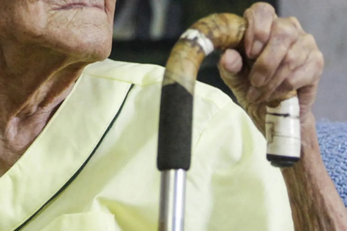 'Sintomas ng sakit maaaring magkaiba sa mga matanda, bata' | ABS-CBN ...