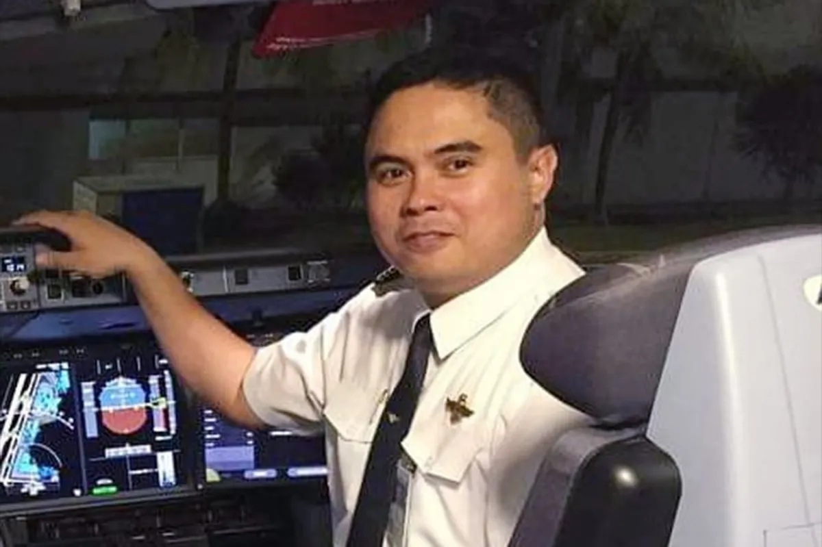 LOOK: Philippine Airlines pilot who landed jumbo jet safely after ...