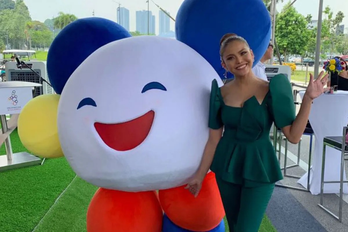 LOOK: SEA Games mascot Pami at handover ceremony | ABS-CBN Sports