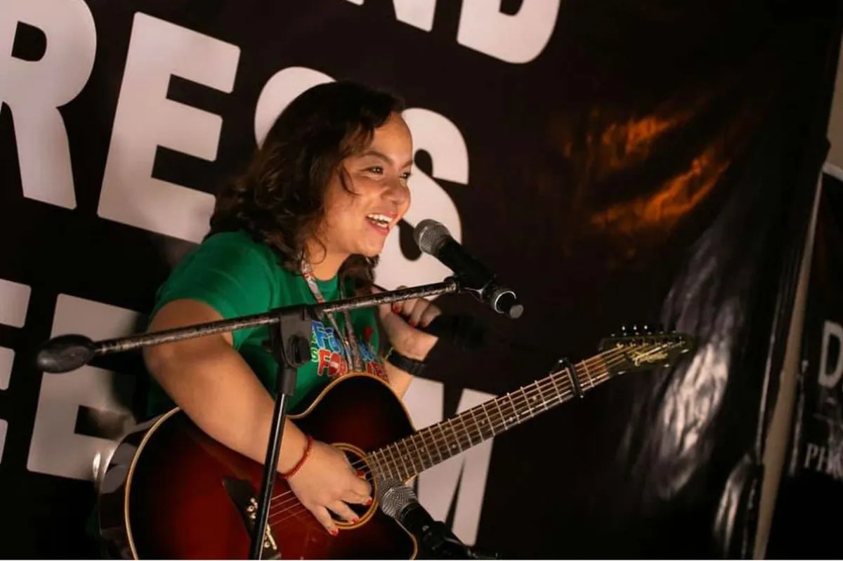 'Isang Pamilya Tayo' in the words and melody of ABS-CBN News' Tarra ...