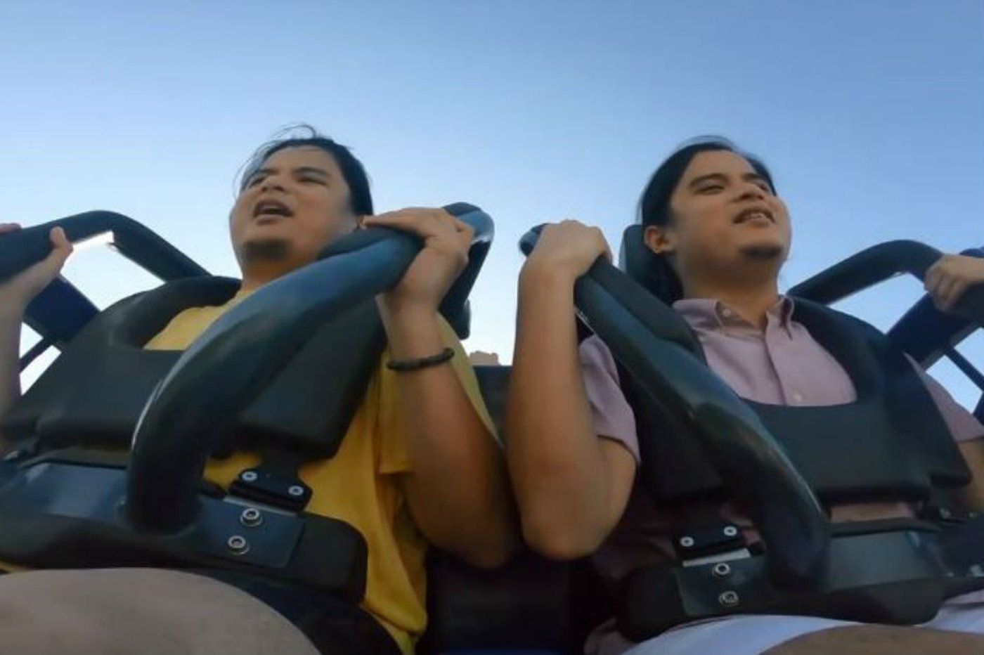 Ben&Ben, inawit ang 'Pagtingin' habang nakasakay sa roller coaster | ABS-CBN Entertainment