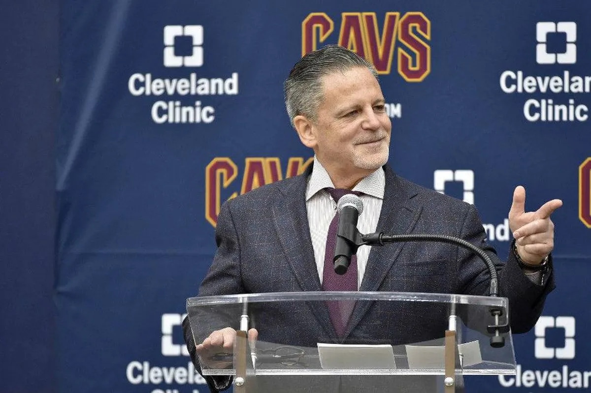 NBA: Cavs owner Gilbert still hospitalized after stroke, making ...