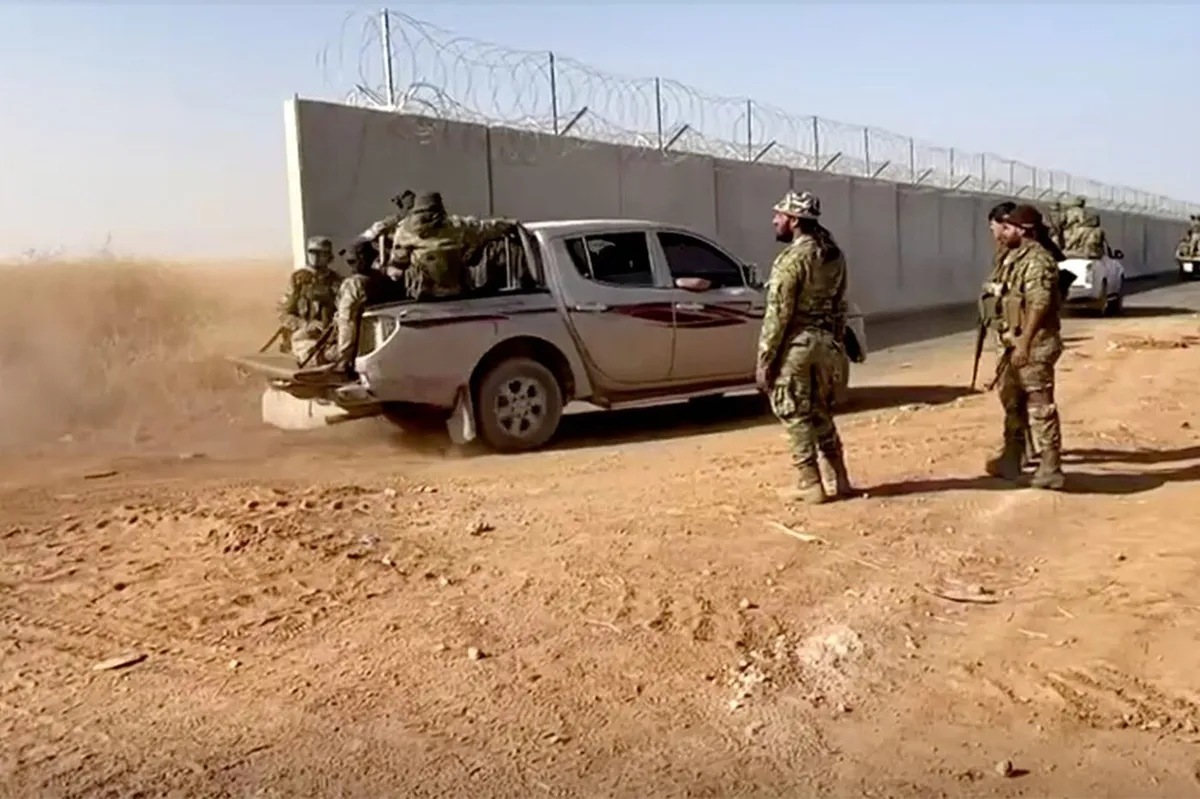 Syria regime forces move towards Turkish border | ABS-CBN