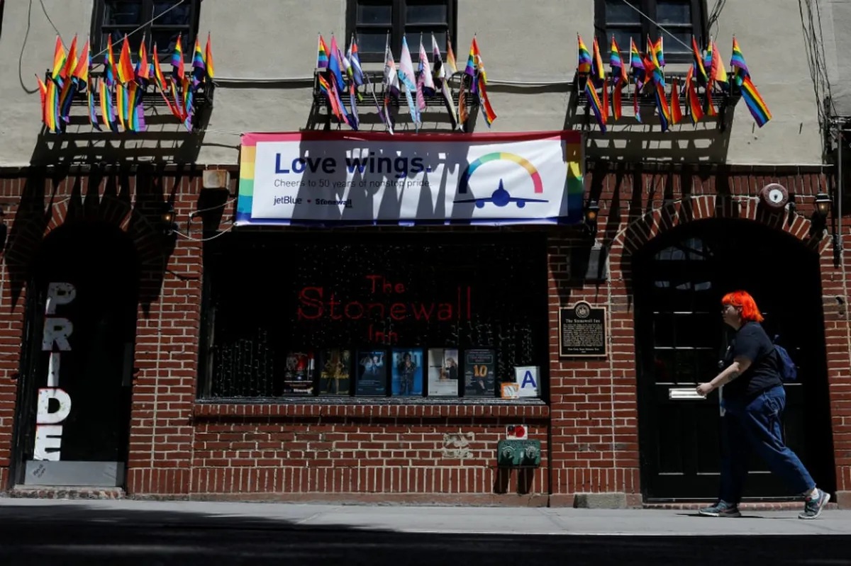 50 years on, New York police apologize for Stonewall riots | ABS-CBN