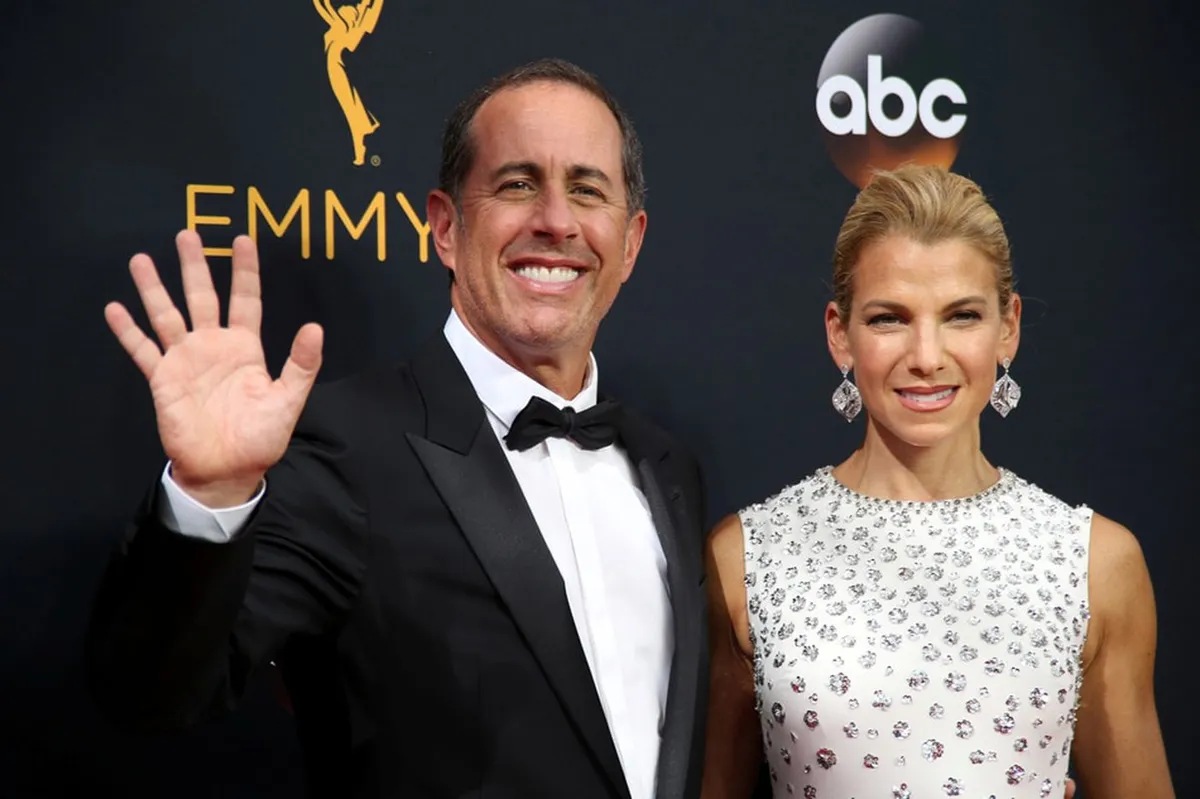 After losing 'Friends,' Netflix buys rights to 'Seinfeld' | ABS-CBN ...