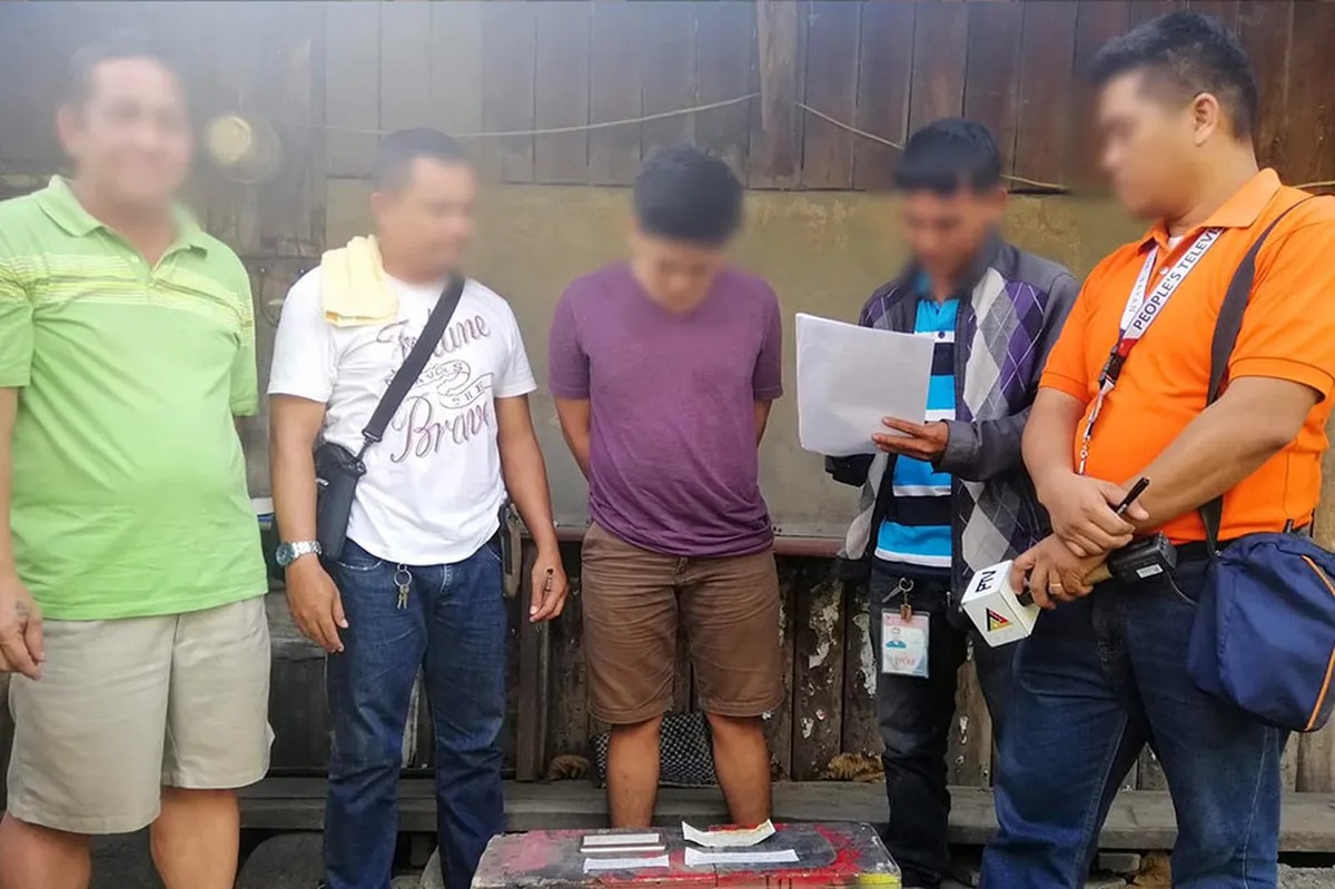 Criminology student huli sa Davao City buy-bust | ABS-CBN News Criminology student huli sa Davao City buy-bust | ABS-CBN News