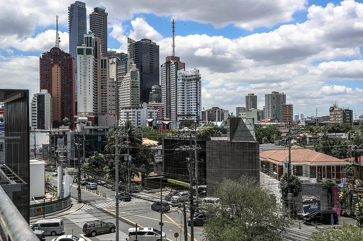 'Diversifying' sectors drive office space demand in Metro Manila ...