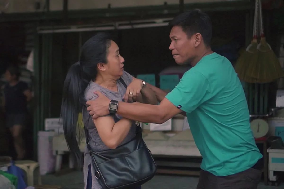 KUHA MO!: Dapat bang pumagitna sa away mag-asawa? | ABS-CBN Lifestyle KUHA MO!: Dapat bang pumagitna sa away mag-asawa? | ABS-CBN Lifestyle