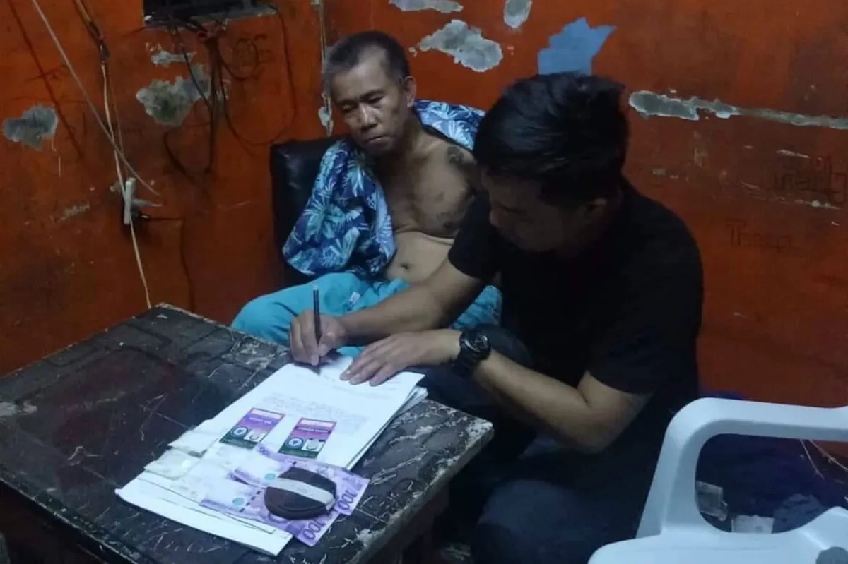 'Pusher' na lolo timbog sa Pasay | ABS-CBN News