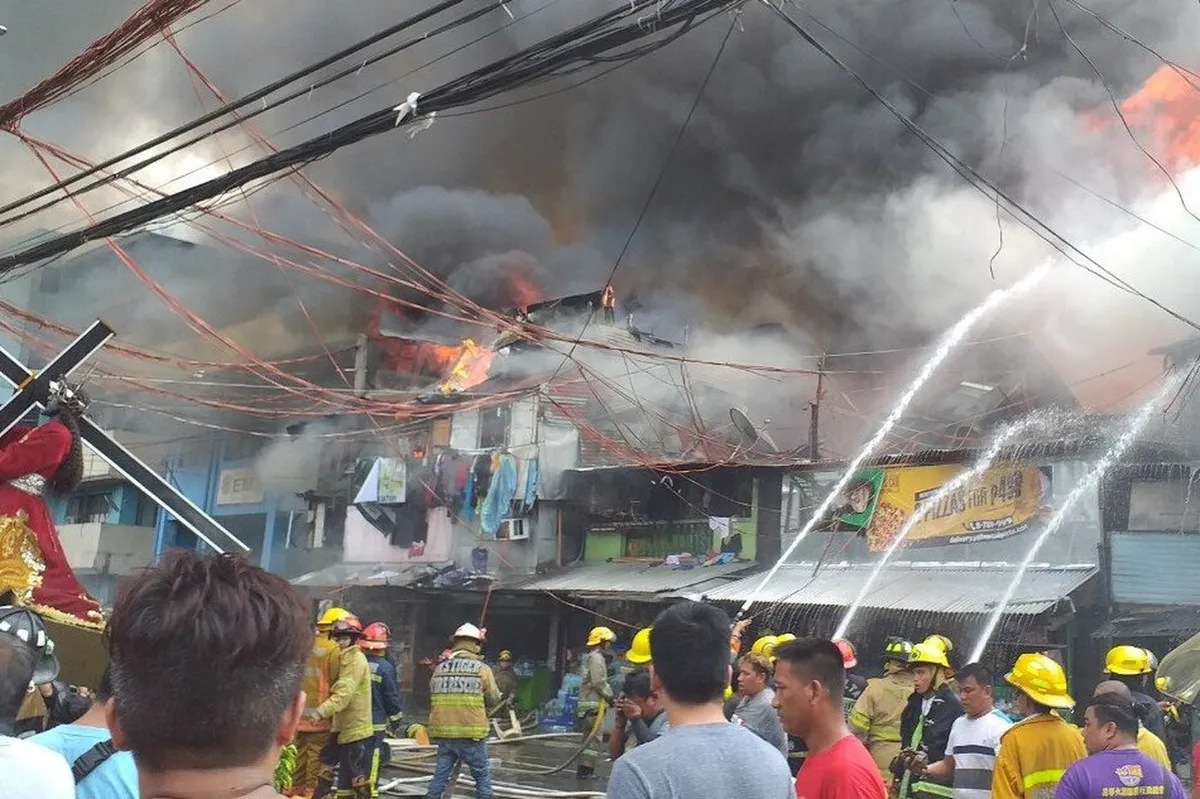 Fire guts Manila residential area | ABS-CBN News