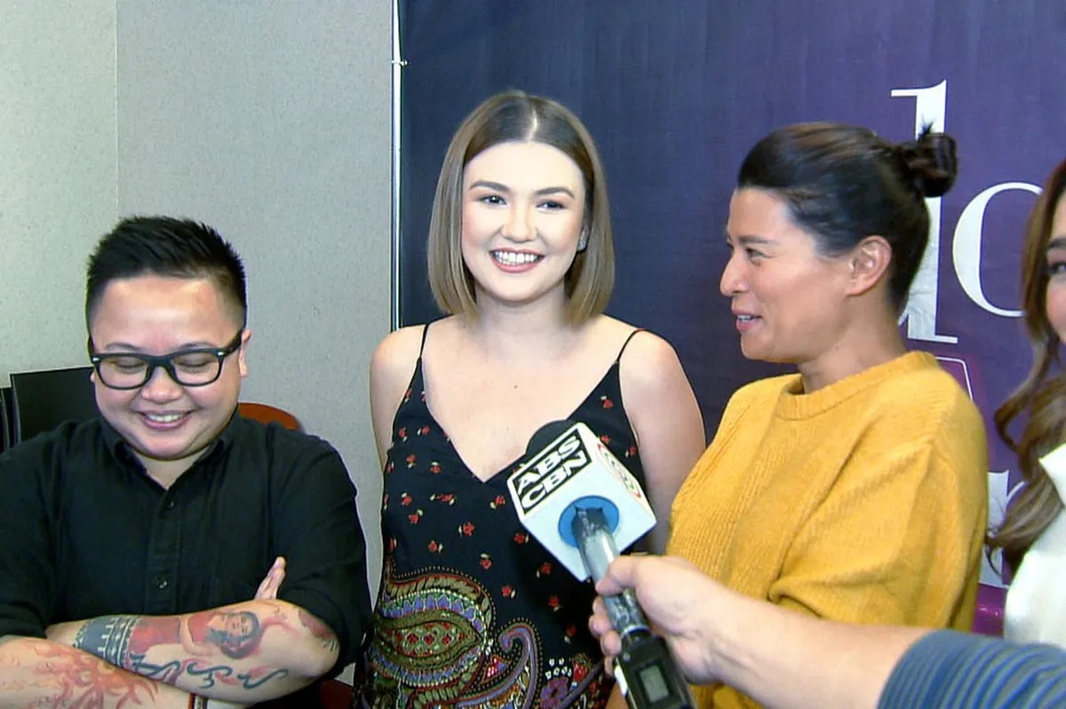 Angelica Panganiban bibida sa serye tungkol sa mga 'mapangahas' na tita ...