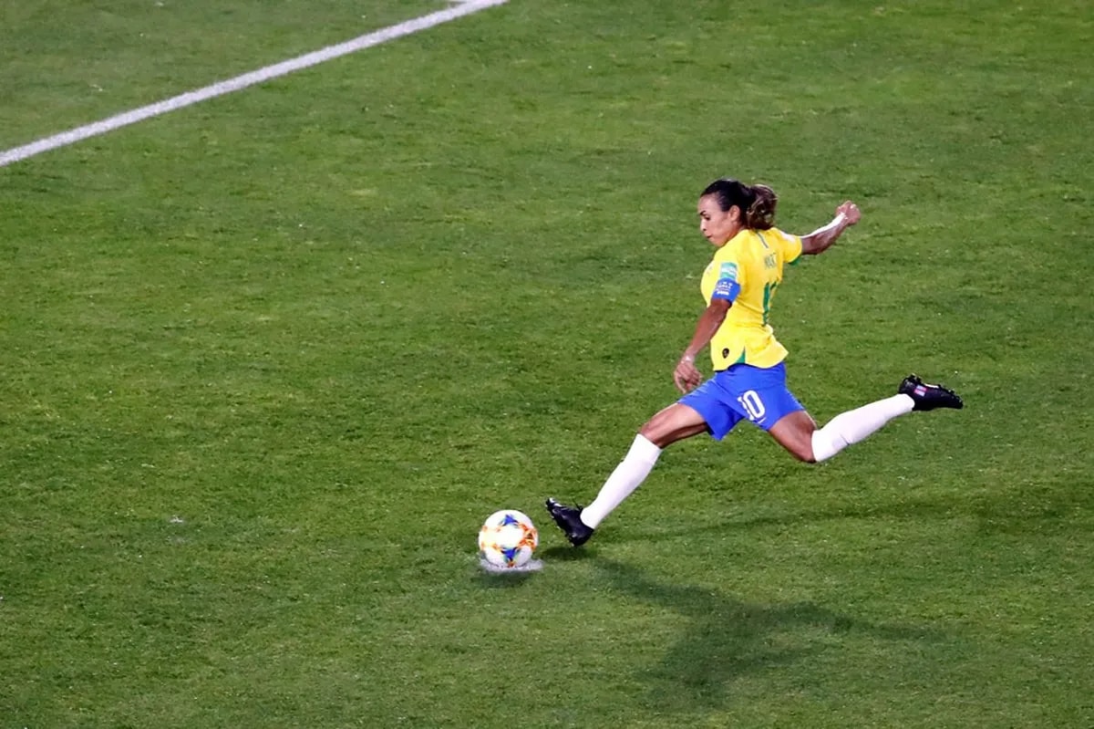 Football: Marta dedicates World Cup record to 'anyone fighting for ...