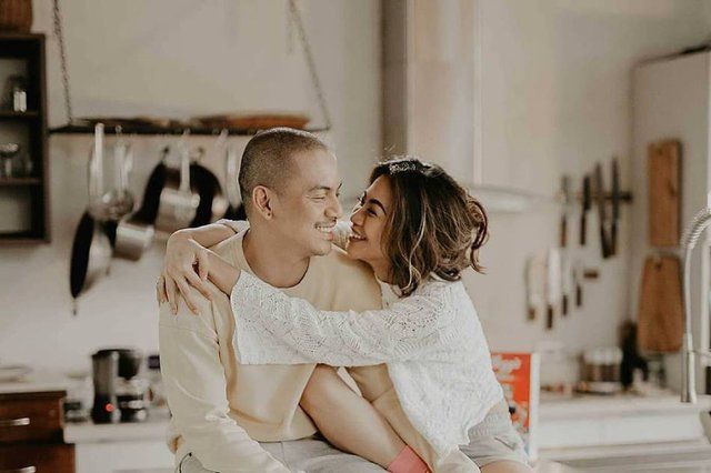 Gee Canlas, Archie Alemania mark first wedding anniversary | ABS-CBN ...