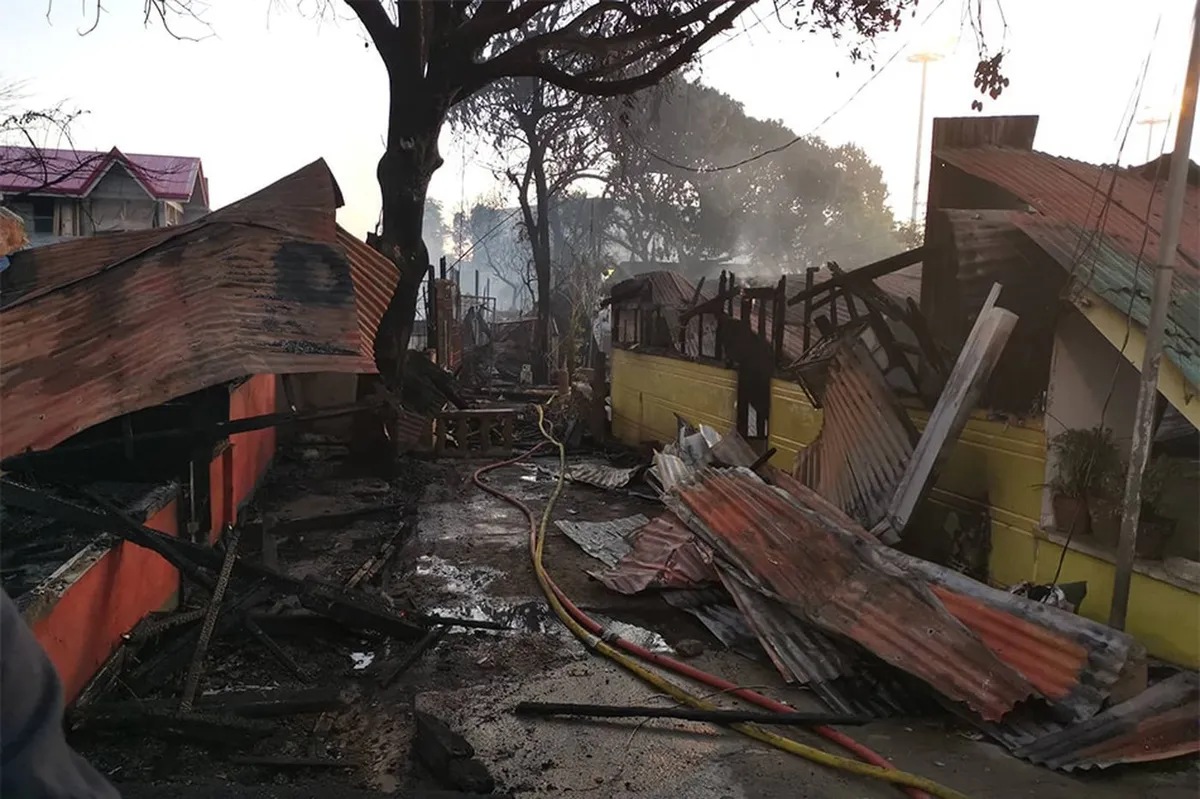 17 bahay, naabo sa sunog sa Puerto Princesa City | ABS-CBN News