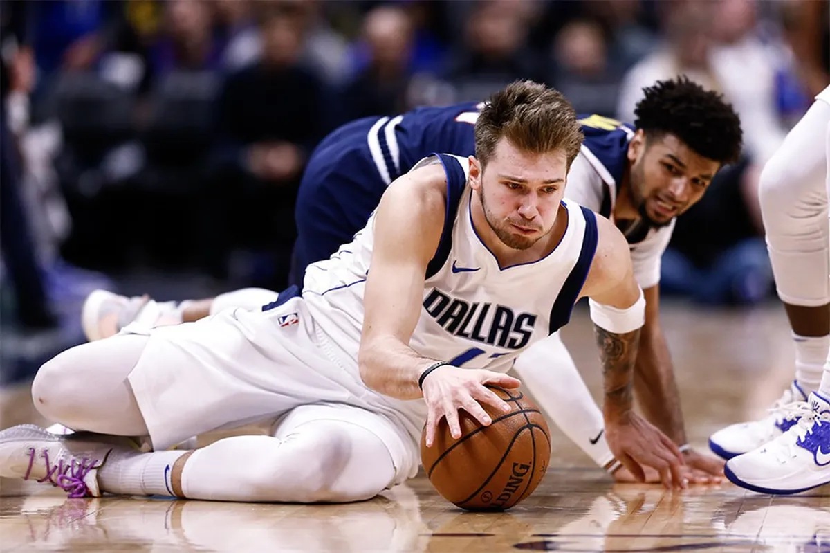 NBA: Mavericks lean on bench late, edge Nuggets | ABS-CBN Sports