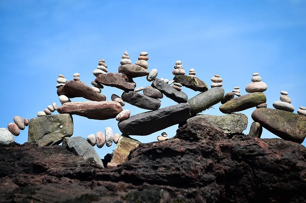 Stone stackers defy gravity at European championships | ABS-CBN News