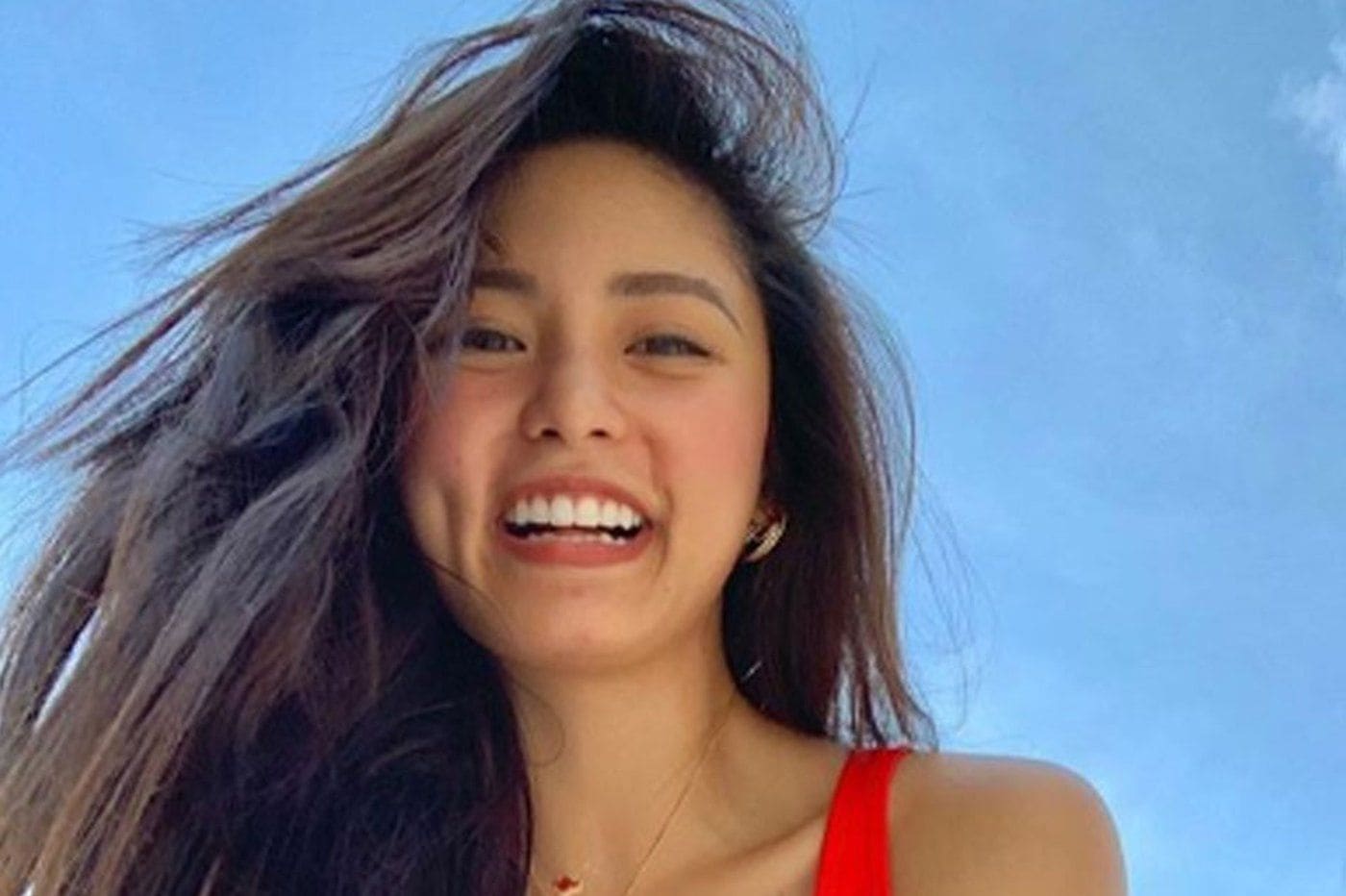 Kim Chiu shows off bikini body in Balesin | ABS-CBN Entertainment