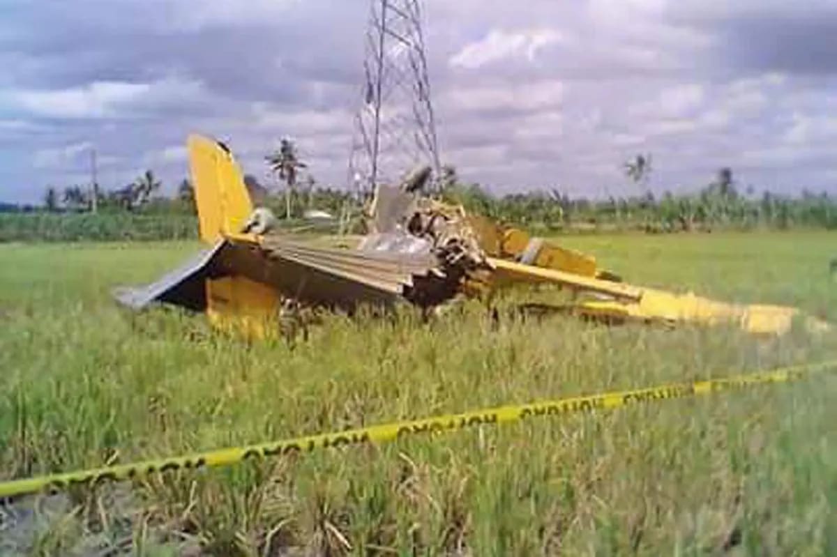 Piloto patay sa pagbagsak ng spray plane sa Davao del Norte | ABS-CBN News Piloto patay sa pagbagsak ng spray plane sa Davao del Norte | ABS-CBN News