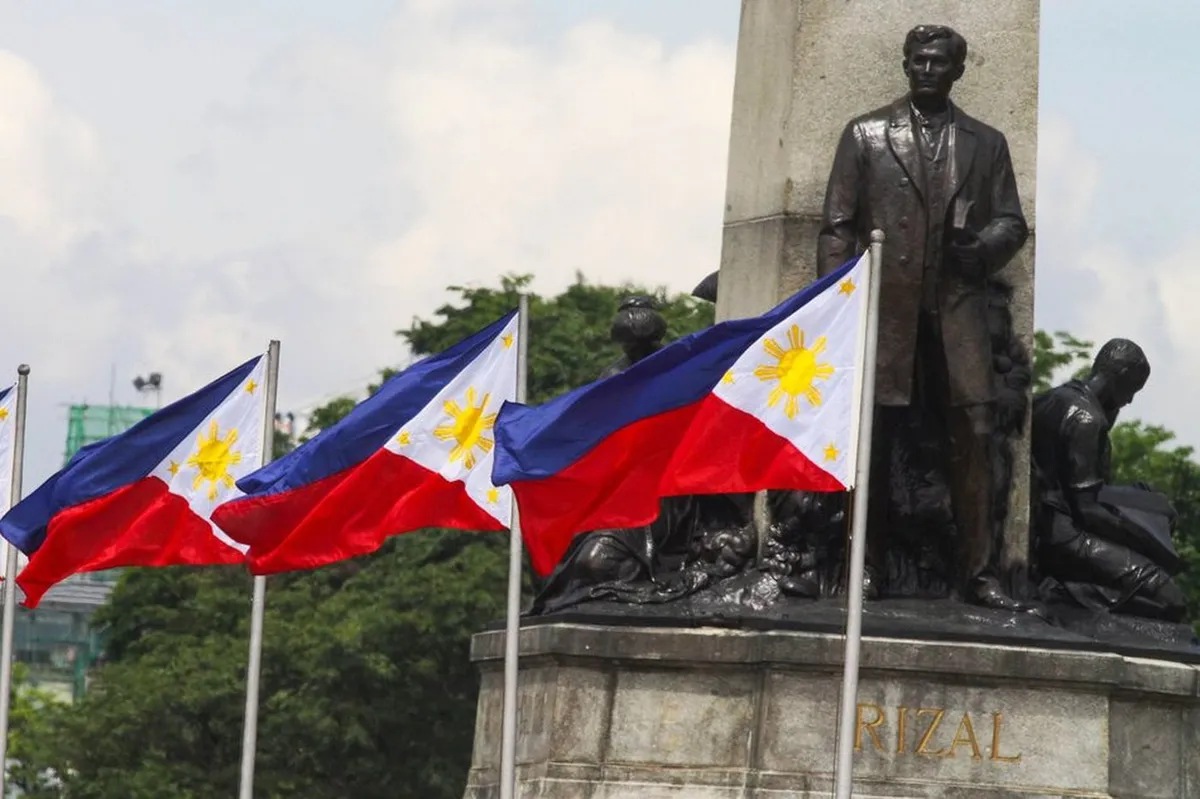 Pag-alis sa Filipino, panitikan sa kolehiyo muling iaapela | ABS-CBN News