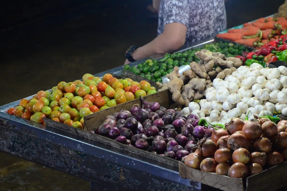 Presyo ng mga gulay, isda tumaas sa ilang palengke sa QC | ABS-CBN News