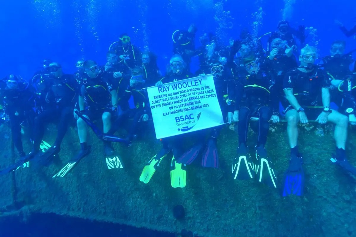 At 95, WW2 vet breaks own record as oldest scuba diver | ABS-CBN News