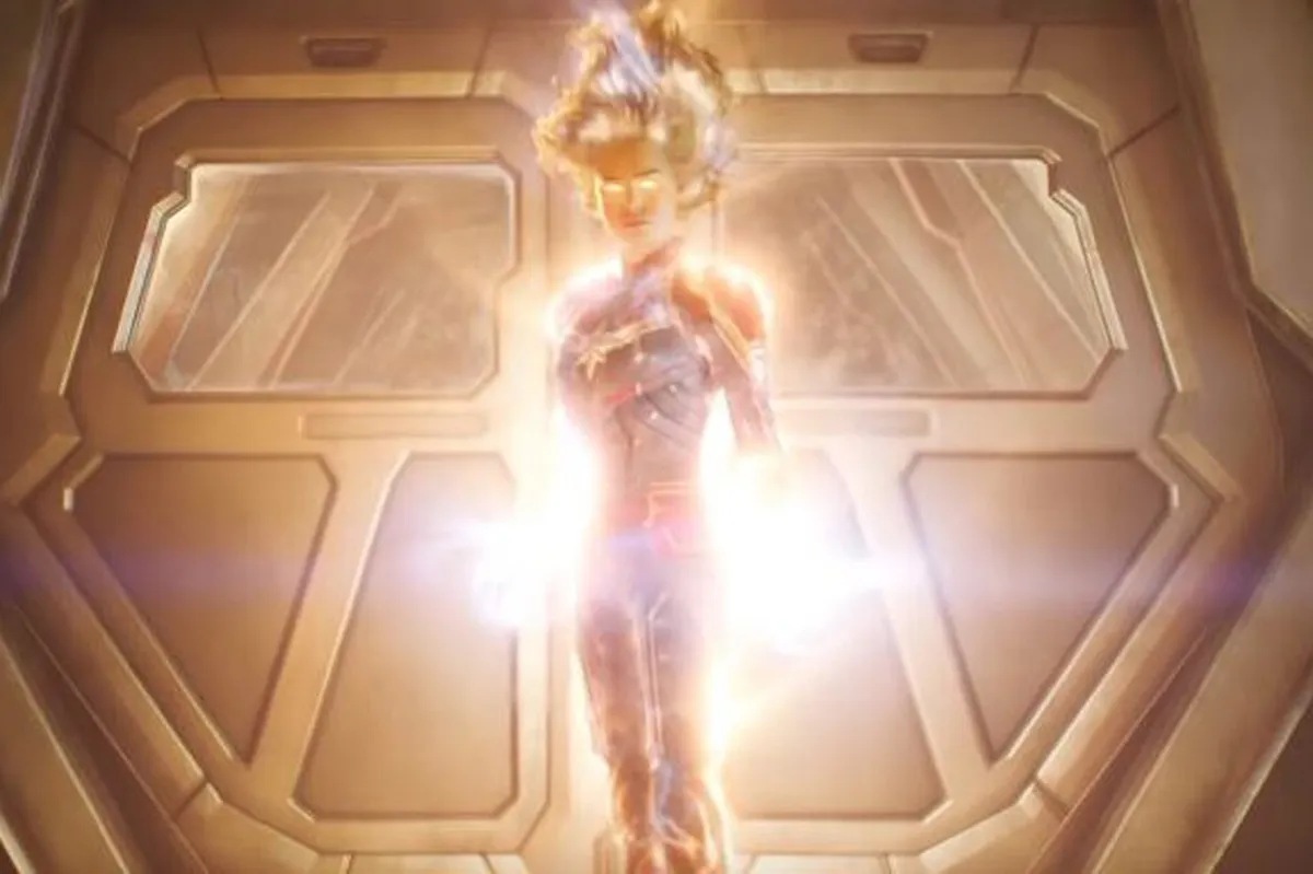 WATCH: Carol Danvers fights in space in new 'Captain Marvel' trailer ...