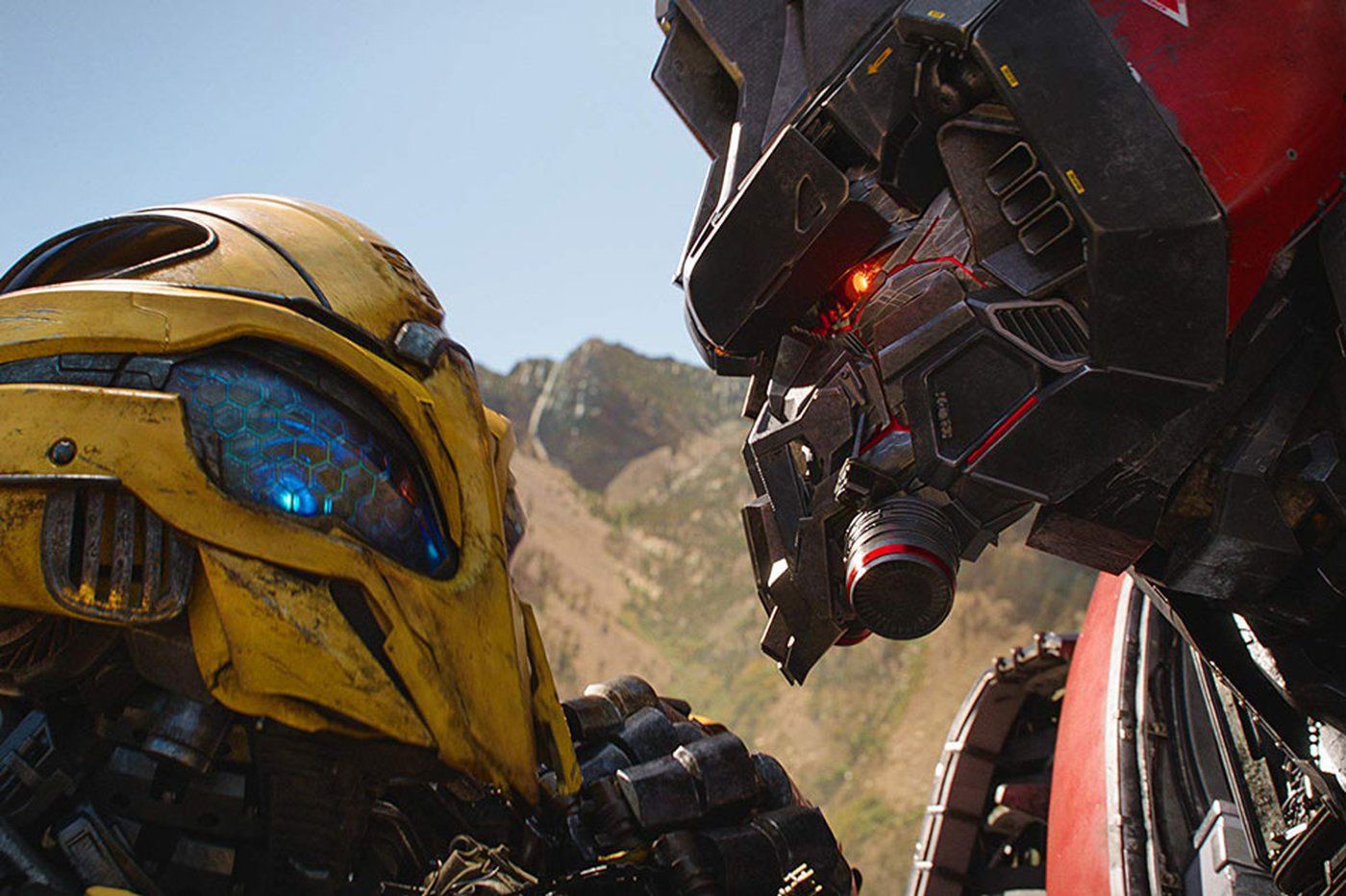 Movie review: Why 'Bumblebee' is the Transformers film we deserve | ABS-CBN Lifestyle