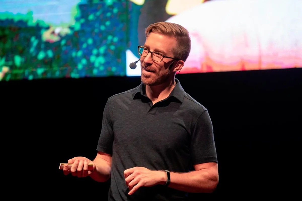 Meet the man credited with inventing the #hashtag | ABS-CBN News