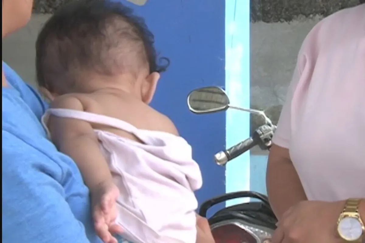 Sanggol na 'inabandona' ng ina sa sariling bahay nasagip ng awtoridad | ABS-CBN News