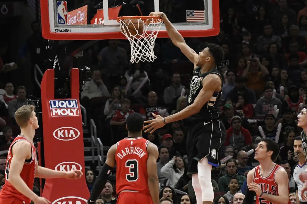 NBA: Antetokounmpo does it all as Bucks beat Bulls | ABS-CBN Sports