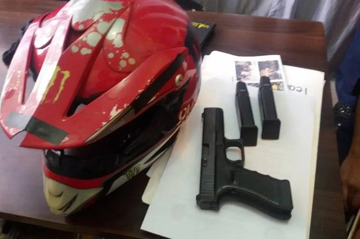 Pulis na umano’y sangkot sa pagnanakaw, tiklo dahil sa paglabag sa batas-trapiko | ABS-CBN News