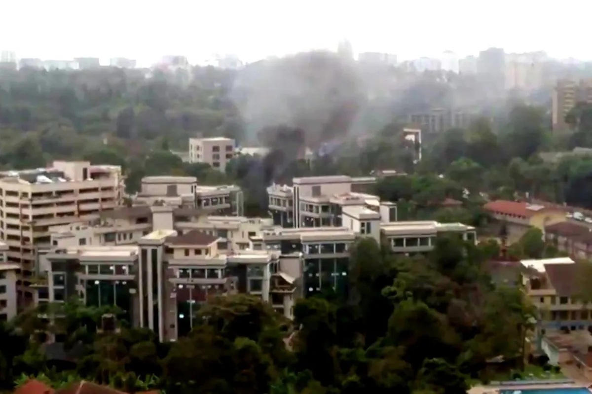 Blast, gunfire in Islamist attack at Nairobi hotel, office complex ...