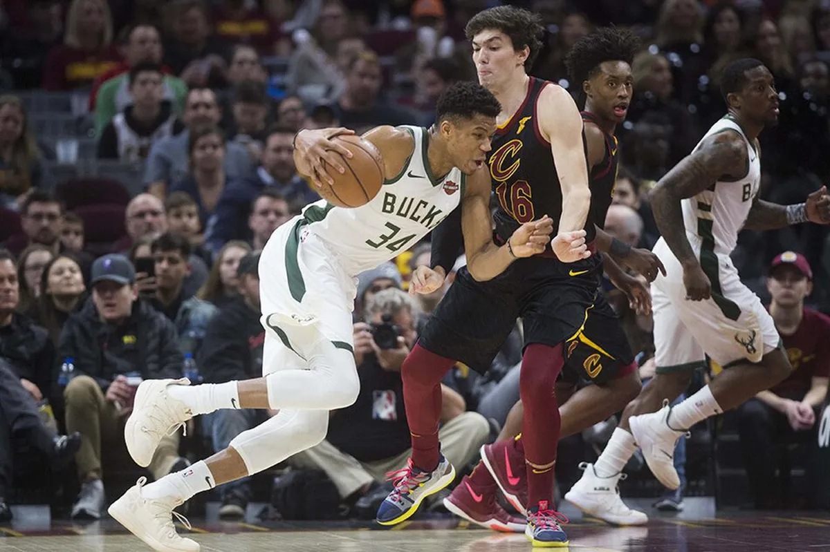 NBA: Antetokounmpo drops career-high 44 in Bucks' rout | ABS-CBN Sports