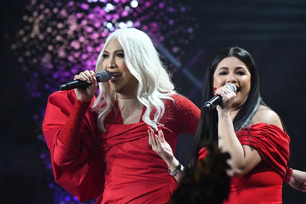 WATCH: Vice Ganda, Regine share stage at ‘Family Is Love’ concert ...