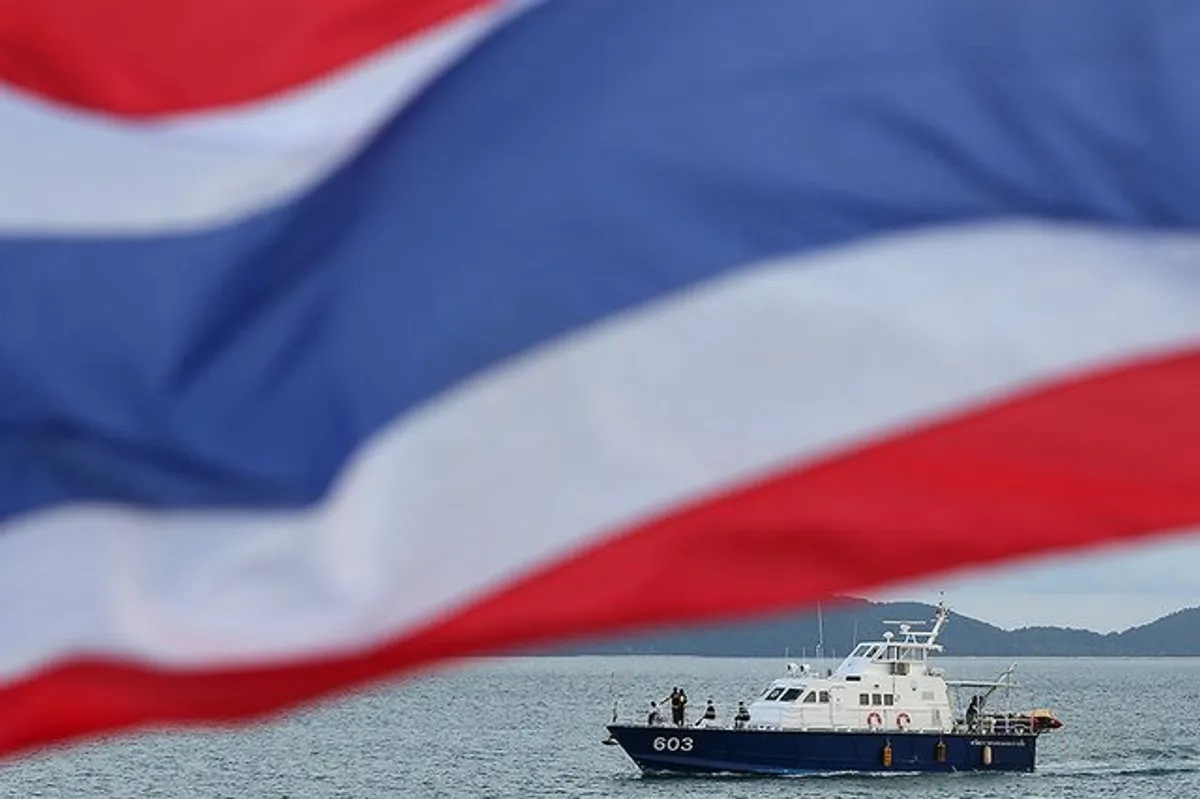 Recovery divers in Thai boat disaster confronted by underwater tomb ...
