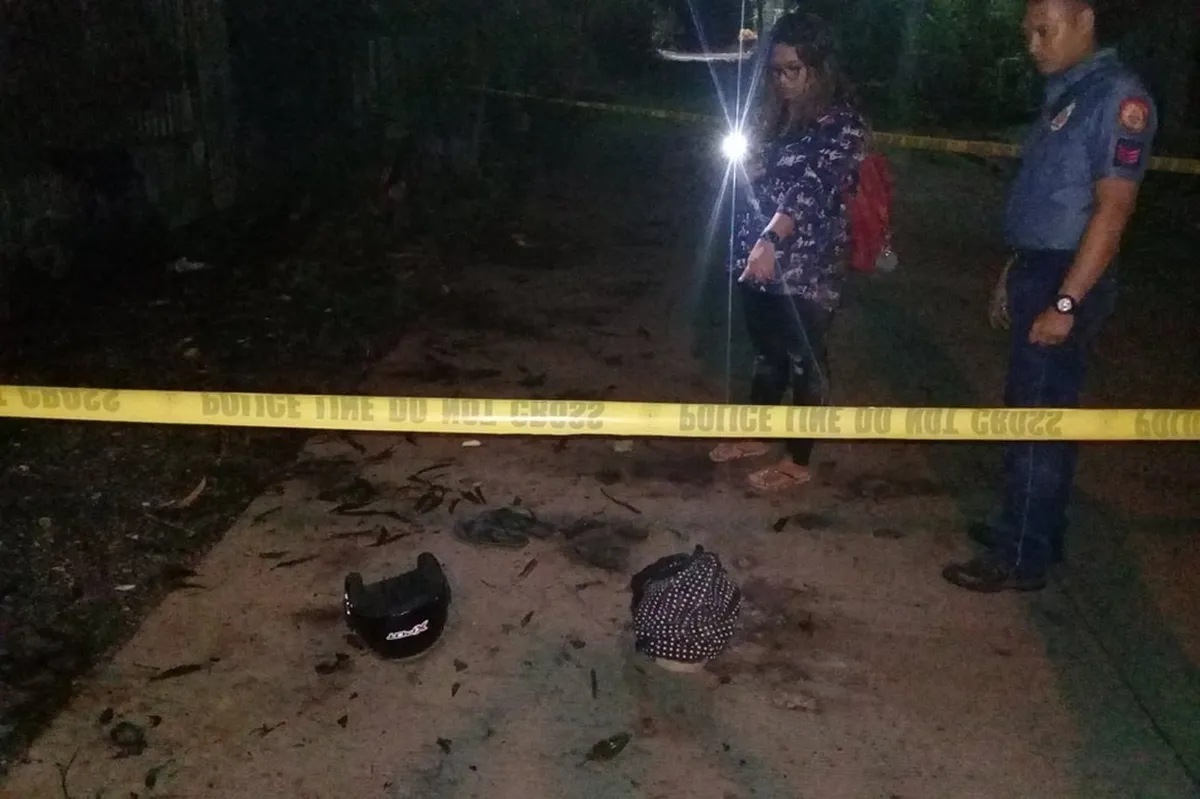 Guwardiya, tiklo sa pagnanakaw ng cellphone | ABS-CBN News