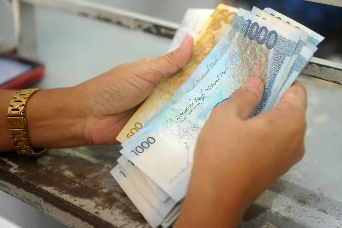 Cash remittances from overseas Filipinos up 5.2 pct in July: BSP | ABS-CBN News