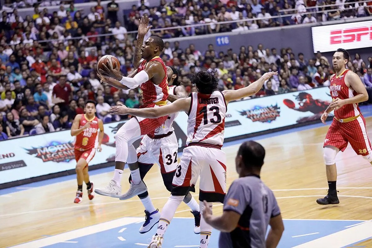 PBA: Hot-shooting Brownlee, Ginebra rip San Miguel to take finals opener | ABS-CBN Sports