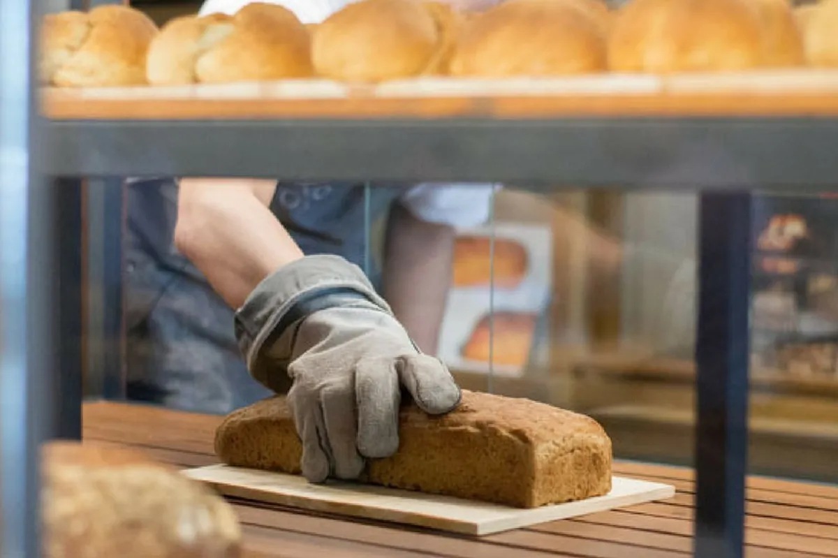 Price of branded loaf bread rises by P2: DTI | ABS-CBN News