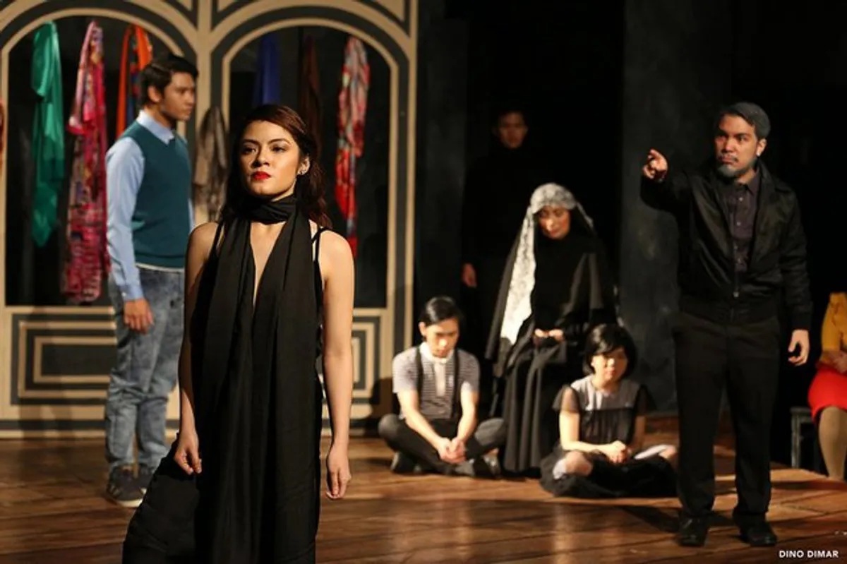 Theater review: Dulaang UP opens new season with a play about a play ...