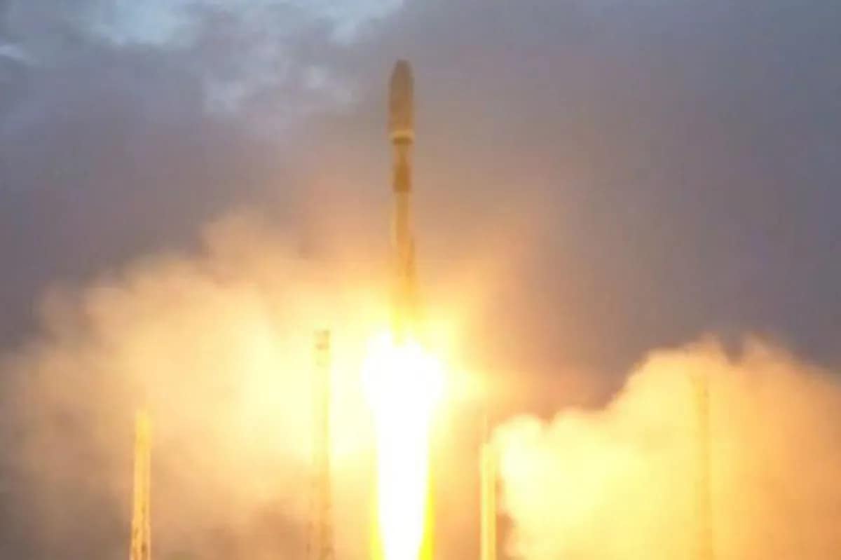 Airbus, OneWeb aim for new satellite era with first launch | ABS-CBN News